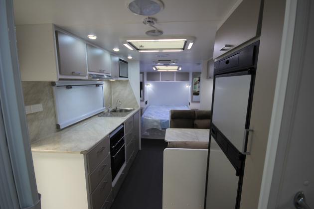 Evolution Luxliner 21’ | Evolution Caravans